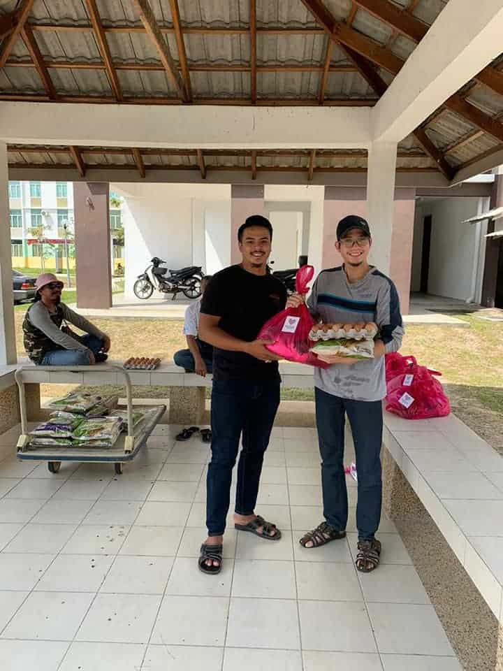 Sumbangan Dapur Pek di PPR Bukit Tehel Melaka – Pertubuhan Ilmu ...