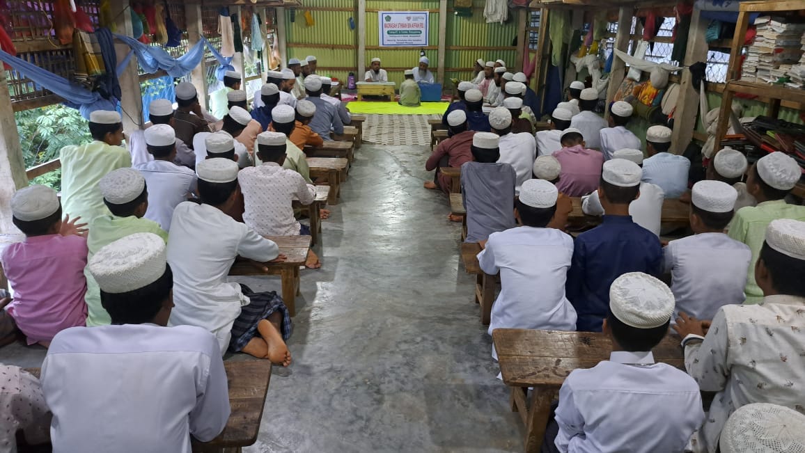 Madrasah Uthman bin Affan di Kem Kutupalong Cox’s Bazar Bangladesh ...