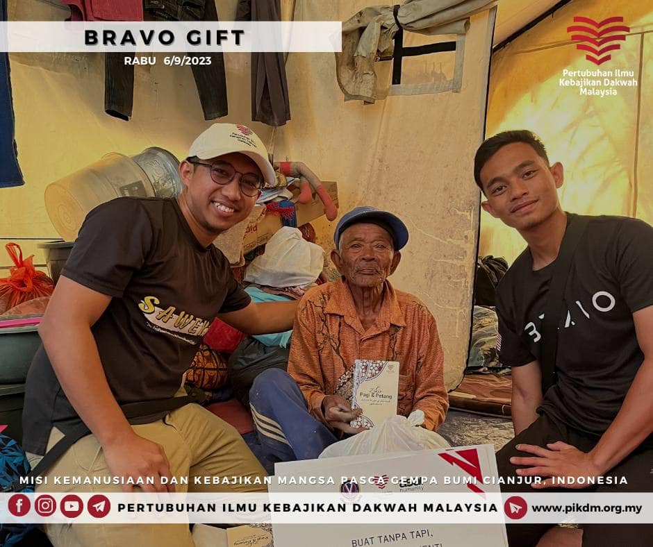 Sebanyak 100 Agihan Pek Makanan Yang Dinamakan Sebagai ‘Bravo Gift’ Ini ...
